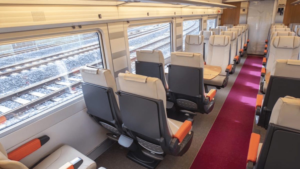 De Madrid a Andalucía: Renfe llegará a Sevilla y Málaga con trenes Avlo