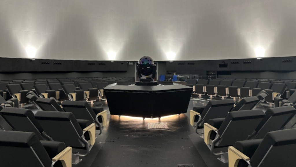 Seis curiosidades que quizá no conocías del Planetario de Madrid (y que ...