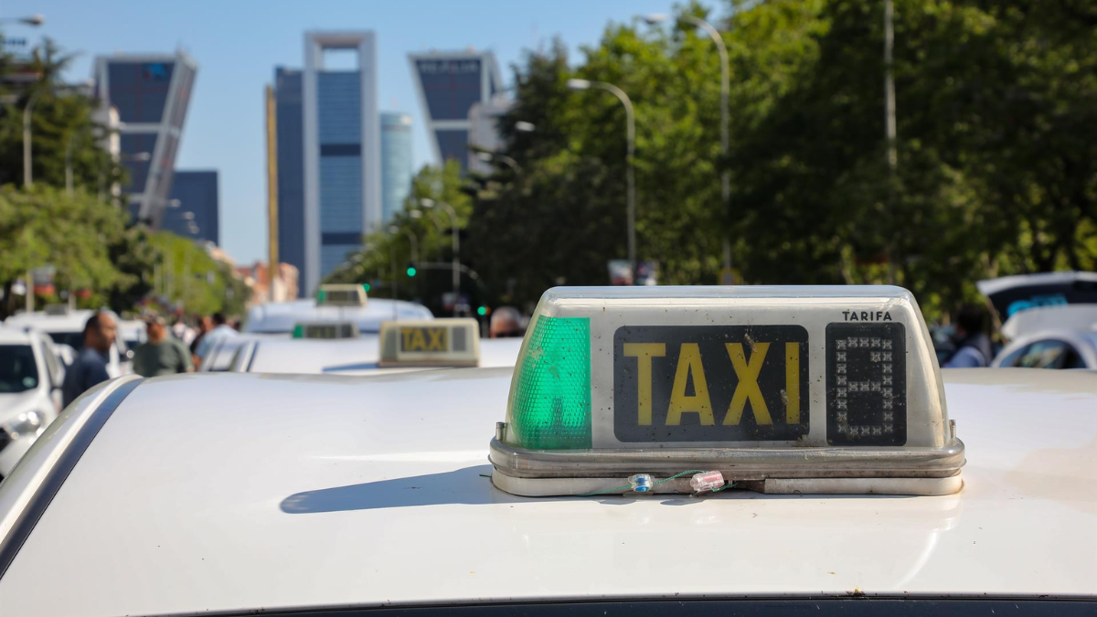 Descuentos de 3 euros por viaje en los taxis de Madrid durante la ...