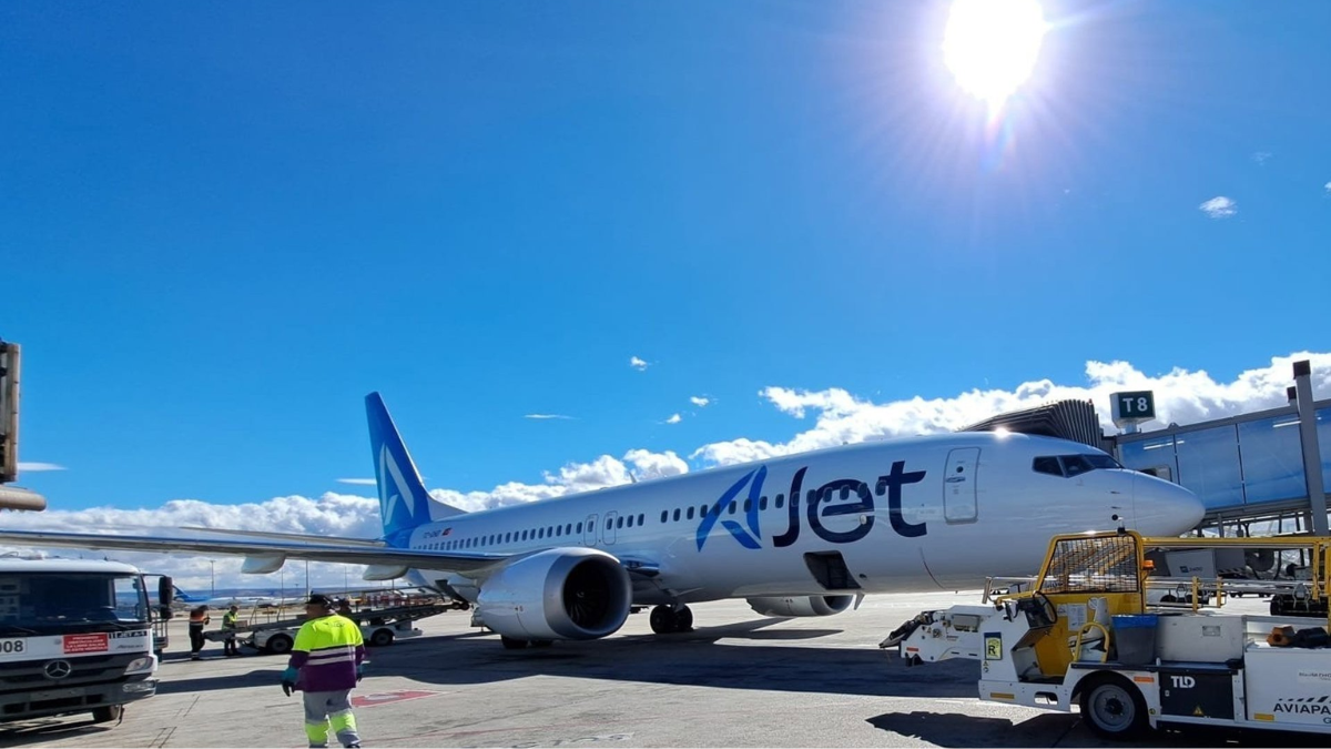 Ajet inaugura su primera ruta en España con un vuelo entre Madrid y Ankara